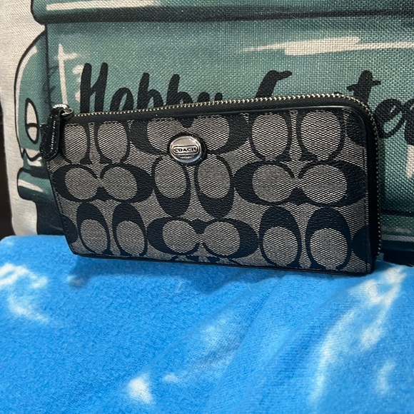 Bags | Coach Black C Logo Wallet | Poshmark